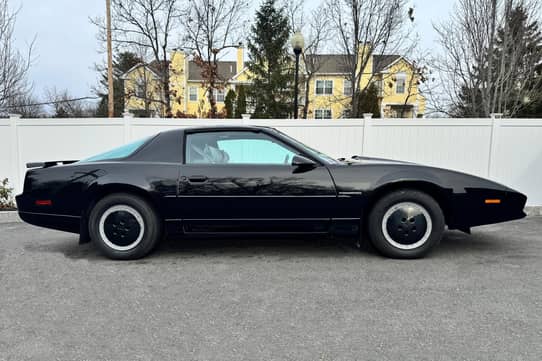 1990 Pontiac Firebird Coupe VIN: 1G2FS23T1LL203217 for Sale - Cars & Bids