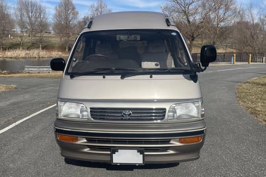1995 Toyota HiAce Grand Cabin G for Sale - Cars & Bids