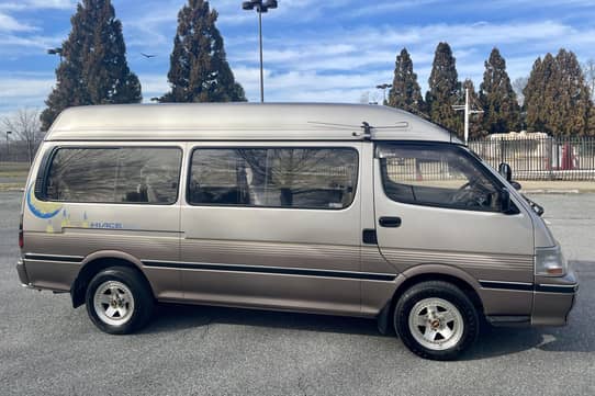 1995 Toyota HiAce Grand Cabin G for Sale - Cars & Bids