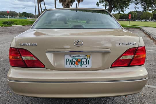 2002 Lexus LS 430 VIN: JTHBN30FX20060871 for Sale - Cars & Bids