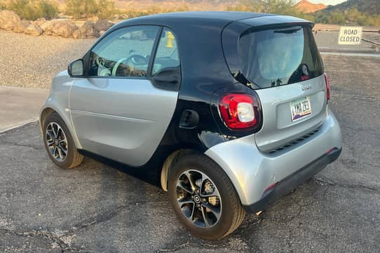 2016 Smart Fortwo Passion VIN: WMEFJ5DA9GK066862 for Sale - Cars & Bids