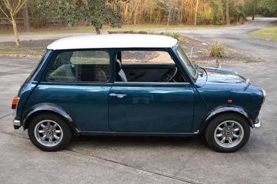 1994 Rover Mini VIN: SAXXNWAXBBD087510 for Sale - Cars & Bids