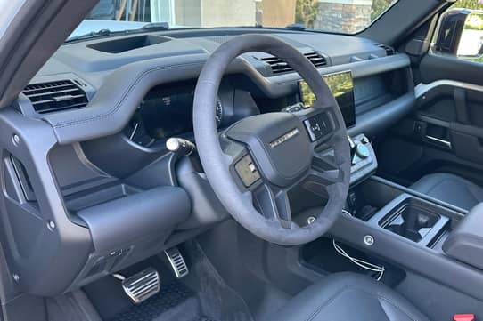 2023 Land Rover Defender 110 V8 for Sale - Cars & Bids