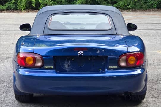 1999 Mazda MX-5 Miata VIN: JM1NB3539X0130275 for Sale - Cars & Bids