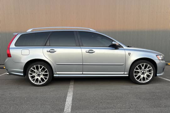 2010 Volvo V50 T5 AWD R-Design VIN: YV1672MJXA2554540 for Sale - Cars & Bids