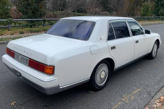 1999 Toyota Century VIN: GZG500003860 for Sale - Cars & Bids