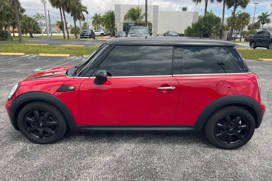 2010 Mini Cooper VIN: WMWMF3C55ATU77884 for Sale - Cars & Bids