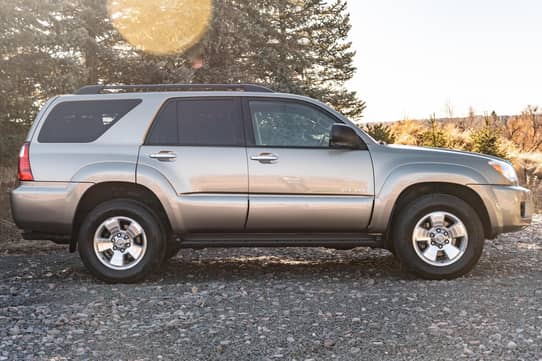 2006 Toyota 4Runner SR5 4x4 VIN: JTEBT14R968033440 for Sale - Cars & Bids
