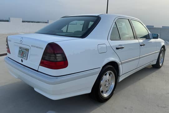 1999 Mercedes-Benz C230 Kompressor Sedan VIN: WDBHA24GXXA771068 for ...