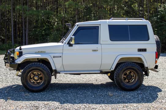 1996 Toyota Land Cruiser ZX VIN: HZJ730006260 for Sale - Cars & Bids