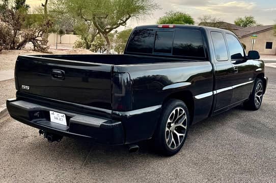 2005 Chevrolet Silverado SS VIN: 2GCEK19N951363364 for Sale - Cars & Bids