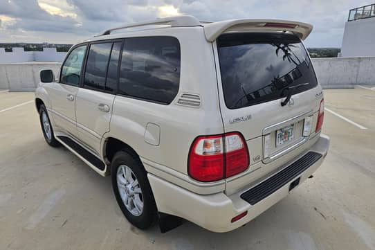 2004 Lexus LX 470 VIN: JTJHT00W443546073 for Sale - Cars & Bids