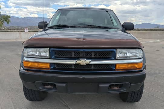 2000 Chevrolet Blazer ZR2 4x4 VIN: 1GNCT18W7YK126866 for Sale - Cars & Bids