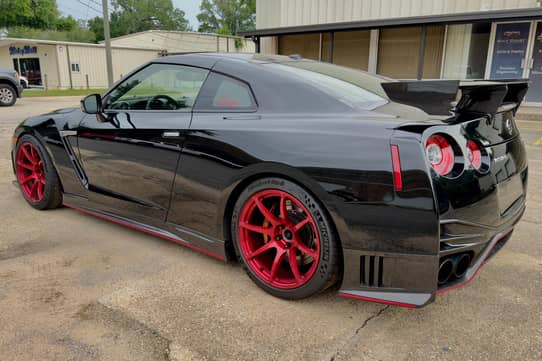 2016 Nissan GT-R NISMO VIN: JN1AR5EF1GM290856 for Sale - Cars & Bids