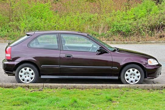 2000 Honda Civic DX Hatchback VIN: 2HGEJ6339YH001412 for Sale - Cars & Bids