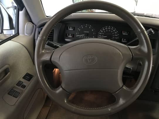 1995 Toyota T100 Extended Cab SR5 auction - Cars & Bids