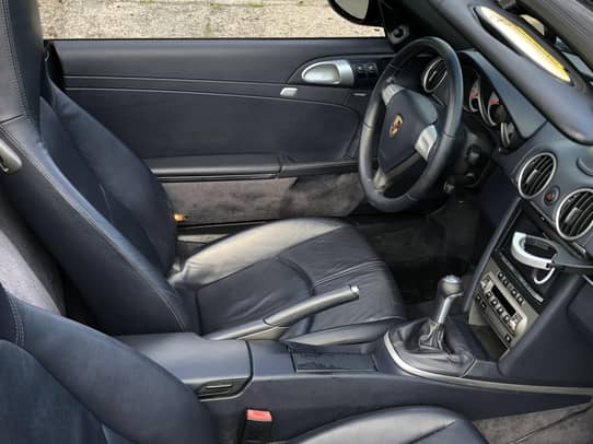 2005 Porsche Boxster S auction - Cars & Bids