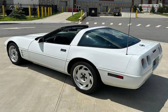 1992 Chevrolet Corvette Coupe VIN: 1G1YY23P9N5109771 for Sale - Cars & Bids