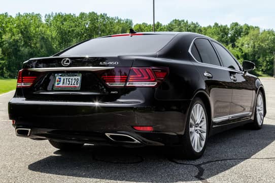 2015 Lexus LS 460 AWD VIN: JTHCL5EF8F5024863 for Sale - Cars & Bids