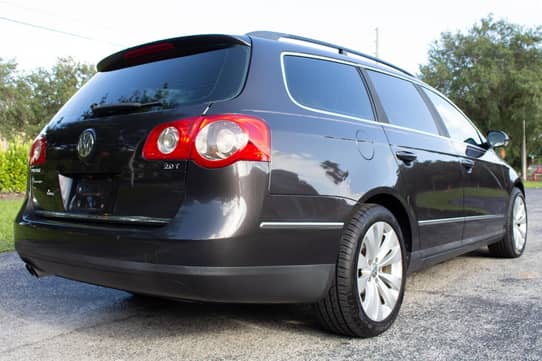 2007 Volkswagen Passat Wagon VIN: WVWLK73CX7E064002 for Sale - Cars & Bids