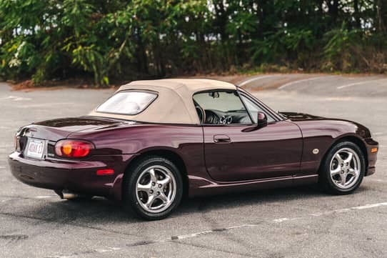 2000 Mazda MX-5 Miata Special Edition VIN: JM1NB3531Y0147086 for Sale ...