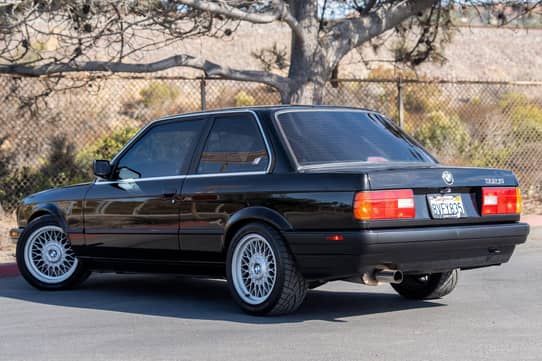 1990 BMW 325i Coupe VIN: WBAAA1316LEC66268 for Sale - Cars & Bids