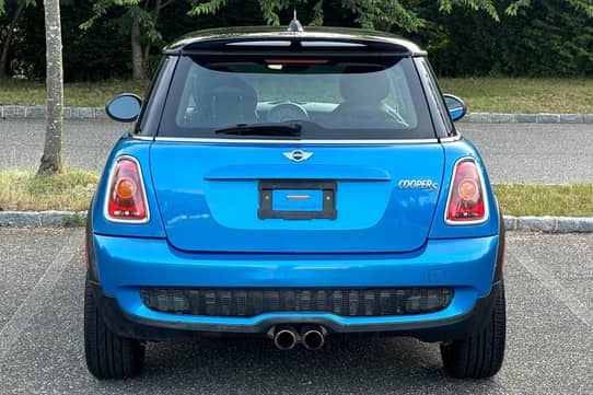 2007 Mini Cooper S VIN: WMWMF73517TL85140 for Sale - Cars & Bids