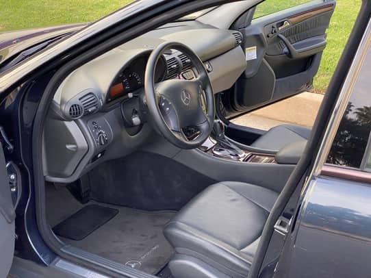 2001 Mercedes-Benz C320 Sedan auction - Cars & Bids