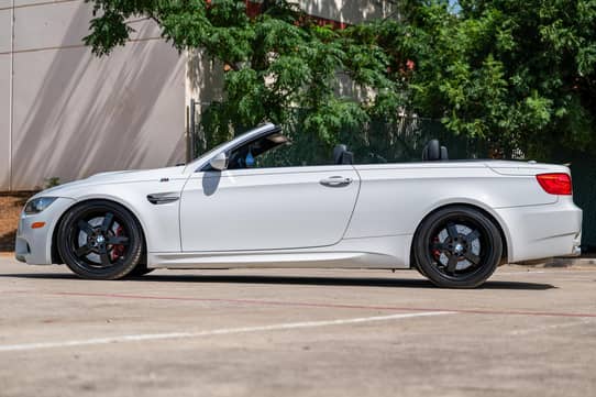 2013 BMW M3 Convertible VIN: WBSDX9C53DE785513 for Sale - Cars & Bids