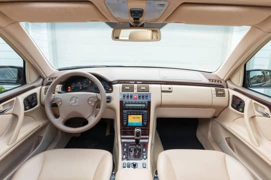 2001 Mercedes-Benz E320 4Matic Sedan VIN: WDBJF82J81X053236 for Sale ...