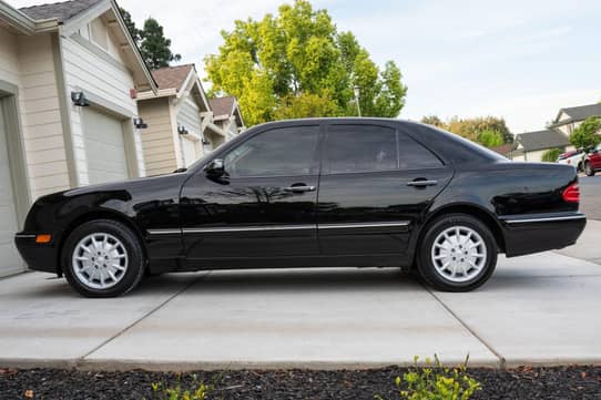 2001 Mercedes-Benz E320 4Matic Sedan VIN: WDBJF82J81X053236 for Sale ...