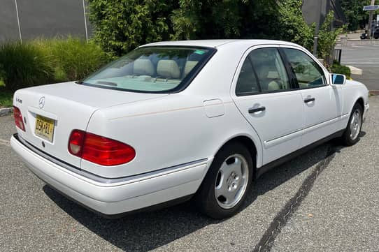 1999 Mercedes-Benz E430 Sedan VIN: WDBJF70H1XA910907 for Sale - Cars & Bids