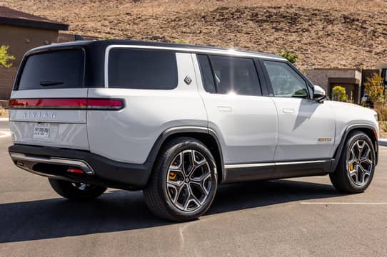 2023 Rivian R1S Launch Edition for Sale - Cars & Bids