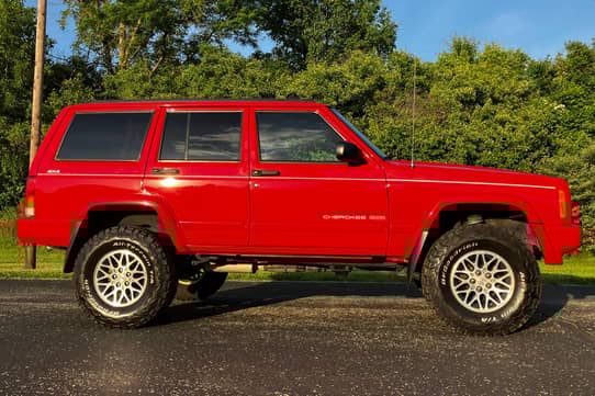 1997 Jeep Cherokee Country 4x4 for Sale - Cars & Bids