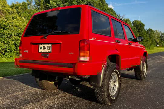 1997 Jeep Cherokee Country 4x4 for Sale - Cars & Bids
