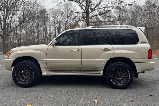 2006 Lexus LX 470 VIN: JTJHT00WX64005302 for Sale - Cars & Bids