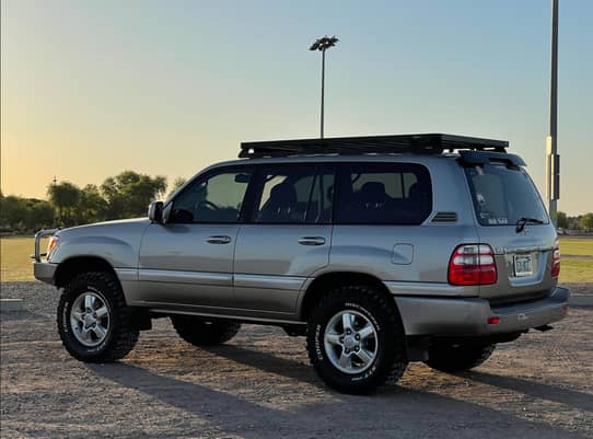 2004 Toyota Land Cruiser auction - Cars & Bids