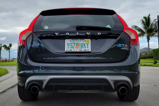 2015 Volvo V60 T6 R-Design for Sale - Cars & Bids