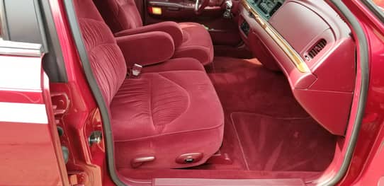 1995 Ford Crown Victoria LX auction - Cars & Bids