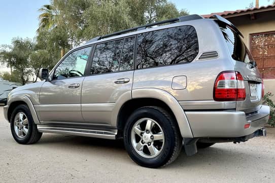 2007 Toyota Land Cruiser auction - Cars & Bids