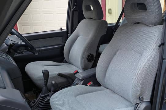 1992 Mitsubishi Pajero 2500 TD 2-Door 4WD VIN: V244034706 for Sale ...