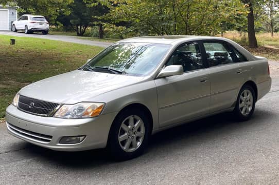 2000 Toyota Avalon XLS for Sale - Cars & Bids