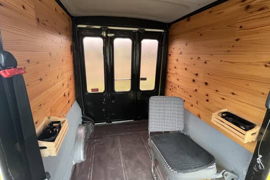 1991 Daihatsu Mira Walk-through Van for Sale - Cars & Bids
