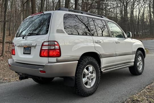 2004 Toyota Land Cruiser for Sale - Cars & Bids