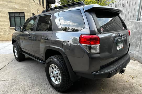 2010 Toyota 4Runner Trail 4x4 VIN: JTEBU5JR9A5017533 for Sale - Cars & Bids