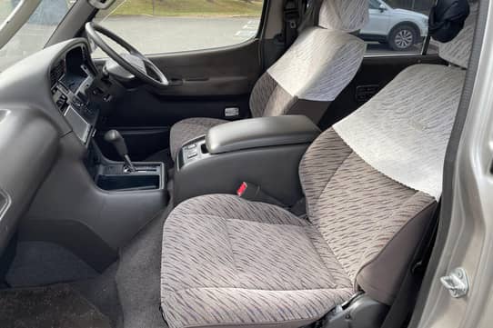 1995 Toyota HiAce Grand Cabin G for Sale - Cars & Bids