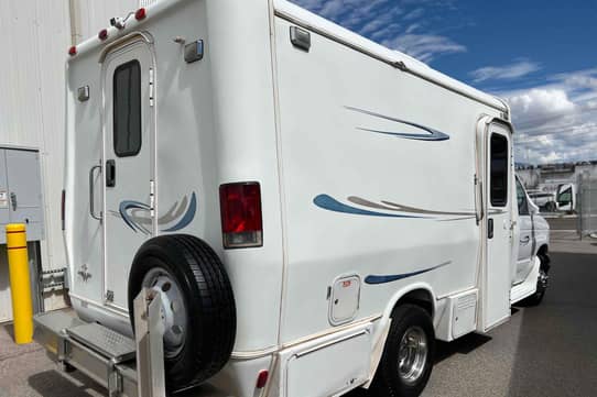 2003 Ford E-450 Born Free Motorhome for Sale - Cars & Bids