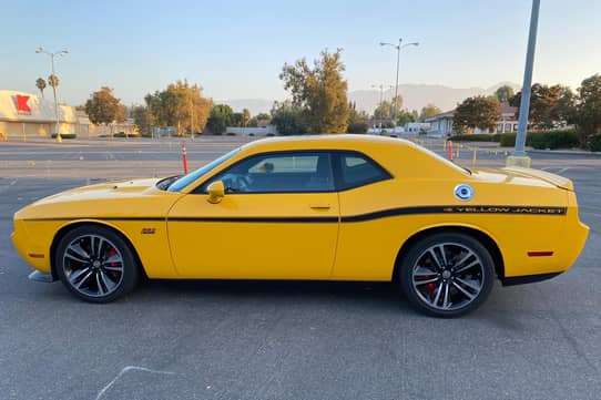 2012 Dodge Challenger SRT8 Yellow Jacket VIN: 2C3CDYCJ1CH201253 for ...