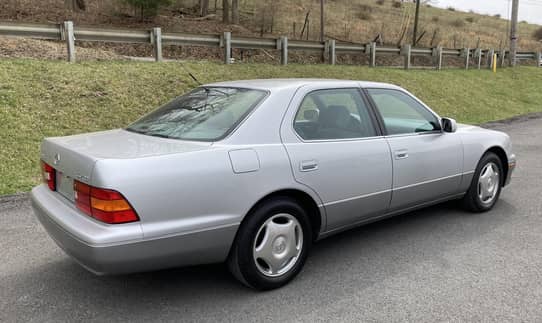 1999 Lexus LS 400 auction - Cars & Bids