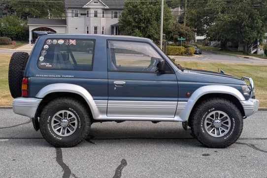 1992 Mitsubishi Pajero 2500 TD 2-Door 4WD VIN: V244034706 for Sale ...